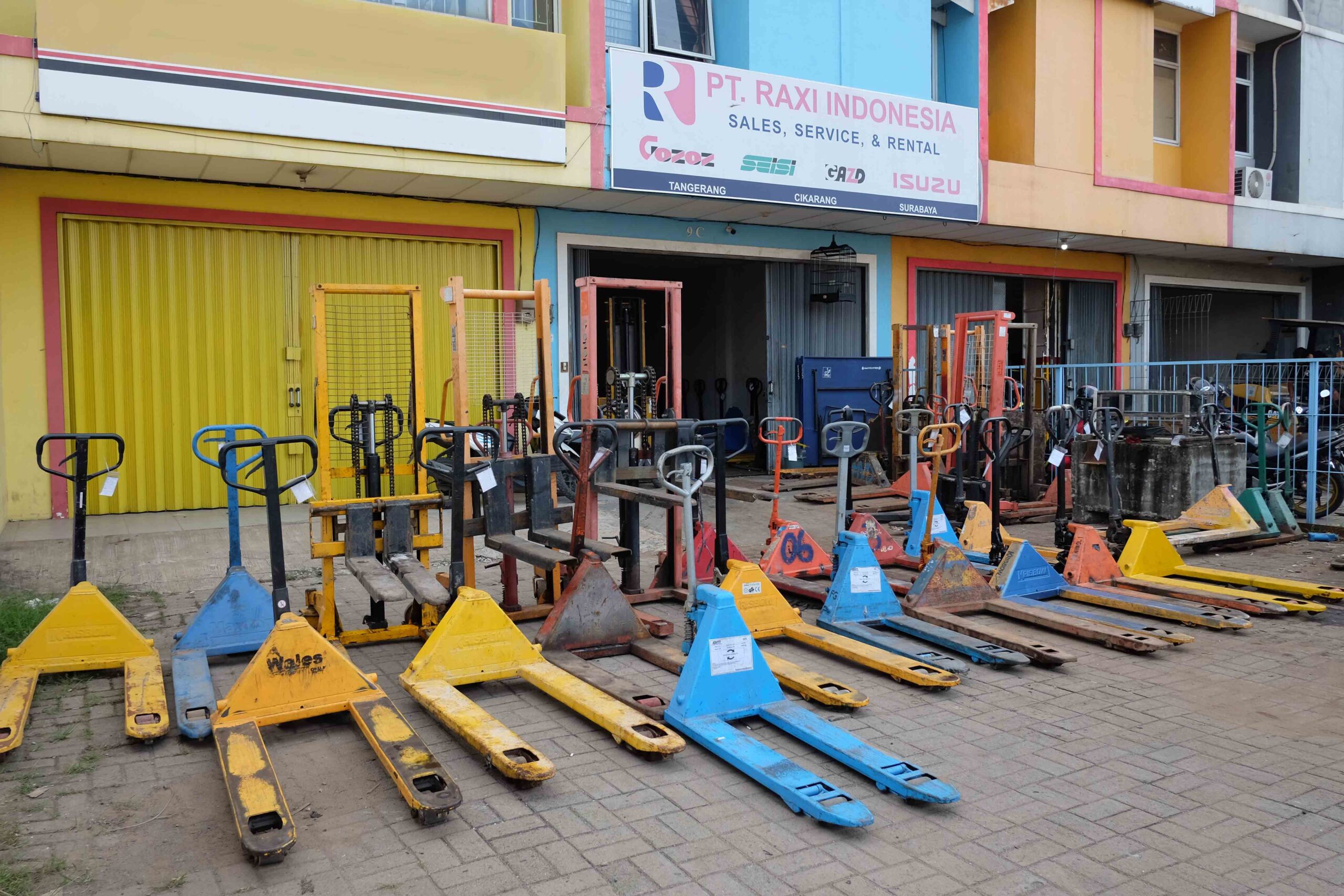 Jasa Service Hand Stacker Panggilan Terbaik | SEOsatu